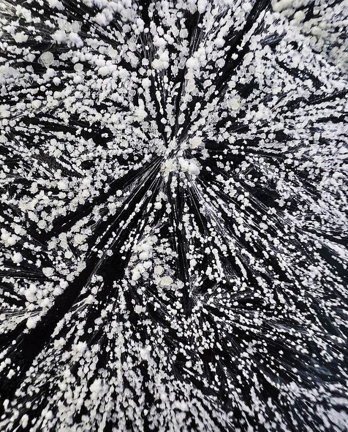 Chemistry in Pictures: Initiate crystallization!