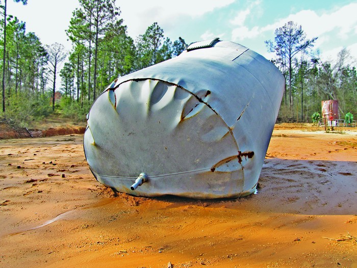 Report Warns Of Tank Hazards