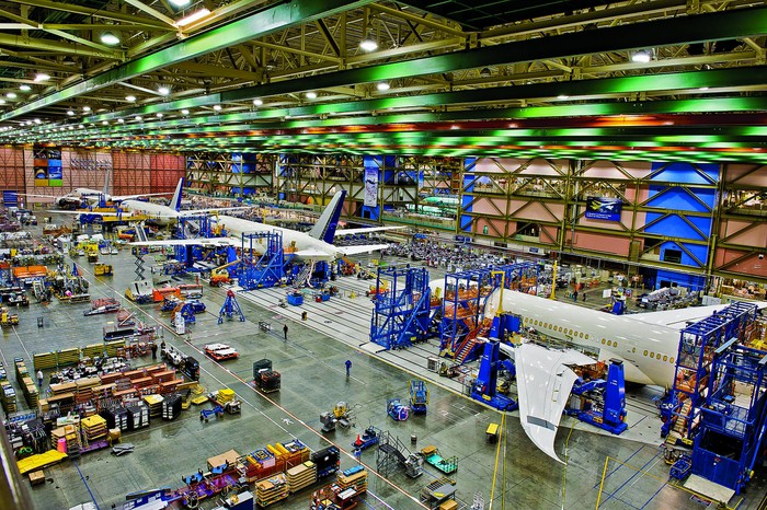 Advanced Materials: Carbon Fiber, 3-D Printing, Graphene To Make Inroads