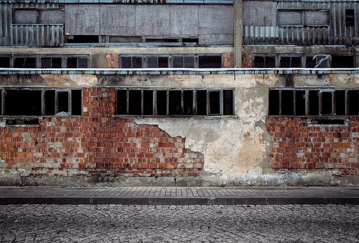 Sunlight Releases NO x From Urban Grime