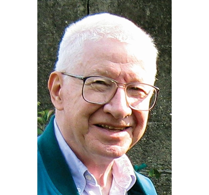 Douglas E. Applequist