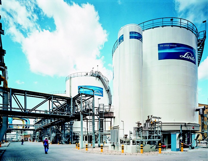 Air Liquide sues Carlyle over theft of trade secrets