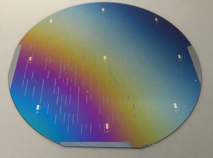 Autonomous experiment finds stable fuel-cell material in minutes